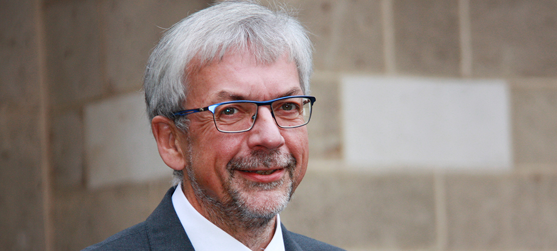 Michael Manz ist neuer Superintendent im Kirchenkreis An der Ruhr ...